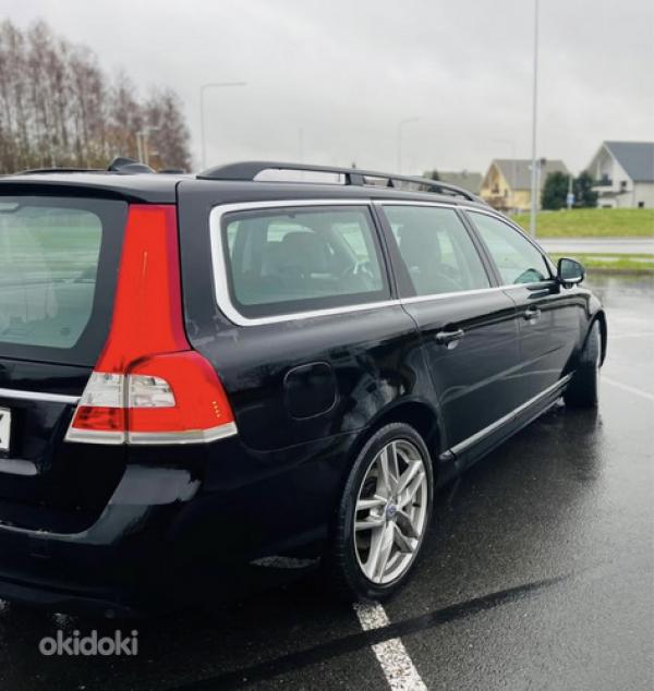 Black Volvo V70 2015 in Tallinn, with an engine capacity of 2.00 L and mileage of 371 thousand km for 7250 €, photo 4 on AUTOMOTO.COM.LV