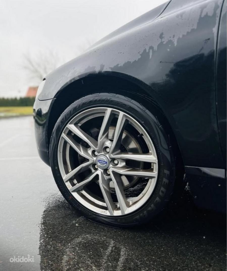Melns Volvo V70 2015 Tallina, ar dzinēja tilpumu 2.00 L un nobraukumu 371 tūkst. km par 7250 €, foto 17 vietnē AUTOMOTO.COM.LV