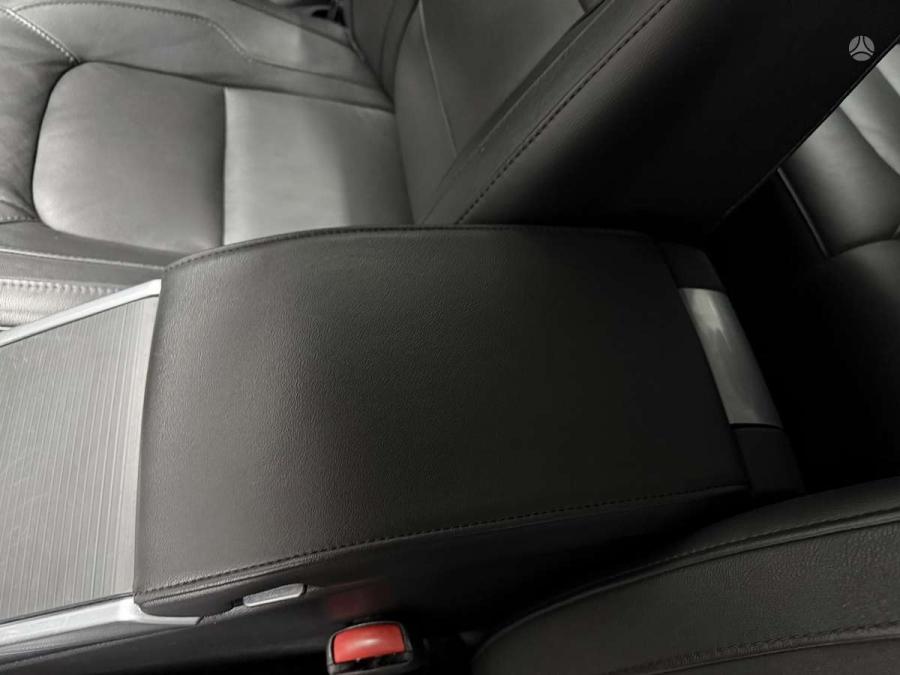 Melns Volvo V70 2015 Utena, ar dzinēja tilpumu 1.98 L un nobraukumu 334 tūkst. km par 7450 €, foto 13 vietnē AUTOMOTO.COM.LV