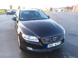 Black Volvo V70 2015 in Liepaja, with an engine capacity of 2.00 L and mileage of 340 thousand km for 5800 €, photo 3 on AUTOMOTO.COM.LV