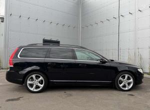 Melns Volvo V70 2015 Utena, ar dzinēja tilpumu 1.98 L un nobraukumu 330 tūkst. km par 7650 €, foto 8 vietnē AUTOMOTO.COM.LV