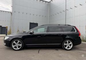 Melns Volvo V70 2015 Utena, ar dzinēja tilpumu 1.98 L un nobraukumu 330 tūkst. km par 7650 €, foto 9 vietnē AUTOMOTO.COM.LV