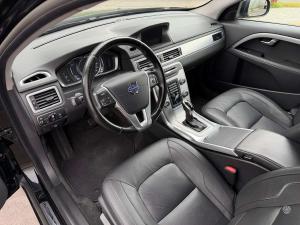 Melns Volvo V70 2015 Utena, ar dzinēja tilpumu 1.98 L un nobraukumu 330 tūkst. km par 7650 €, foto 10 vietnē AUTOMOTO.COM.LV