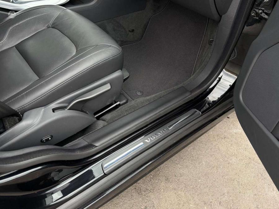 Melns Volvo V70 2015 Utena, ar dzinēja tilpumu 1.98 L un nobraukumu 330 tūkst. km par 7650 €, foto 31 vietnē AUTOMOTO.COM.LV
