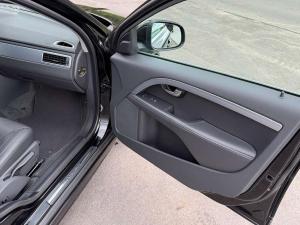 Melns Volvo V70 2015 Utena, ar dzinēja tilpumu 1.98 L un nobraukumu 330 tūkst. km par 7650 €, foto 32 vietnē AUTOMOTO.COM.LV
