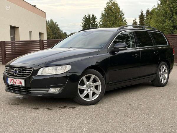Black Volvo V70 2015 in Ukmerge, with an engine capacity of 1.97 L and mileage of 303 thousand km for 4900 €, photo 4 on AUTOMOTO.COM.LV