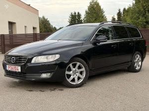 Black Volvo V70 2015 in Ukmerge, with an engine capacity of 1.97 L and mileage of 303 thousand km for 4900 €, photo 4 on AUTOMOTO.COM.LV