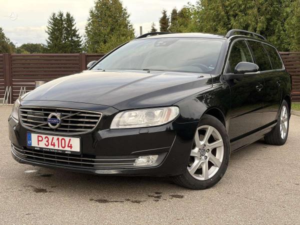 Black Volvo V70 2015 in Ukmerge, with an engine capacity of 1.97 L and mileage of 303 thousand km for 4900 €, photo 5 on AUTOMOTO.COM.LV