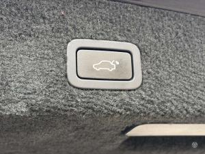 Black Volvo V70 2015 in Ukmerge, with an engine capacity of 1.97 L and mileage of 303 thousand km for 4900 €, photo 12 on AUTOMOTO.COM.LV
