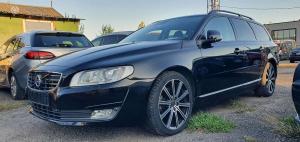 Melns Volvo V70 2015 Kauņa, ar dzinēja tilpumu 1.98 L un nobraukumu 196 tūkst. km par 8590 €, foto 7 vietnē AUTOMOTO.COM.LV