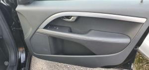 Melns Volvo V70 2015 Kauņa, ar dzinēja tilpumu 1.98 L un nobraukumu 196 tūkst. km par 8590 €, foto 15 vietnē AUTOMOTO.COM.LV