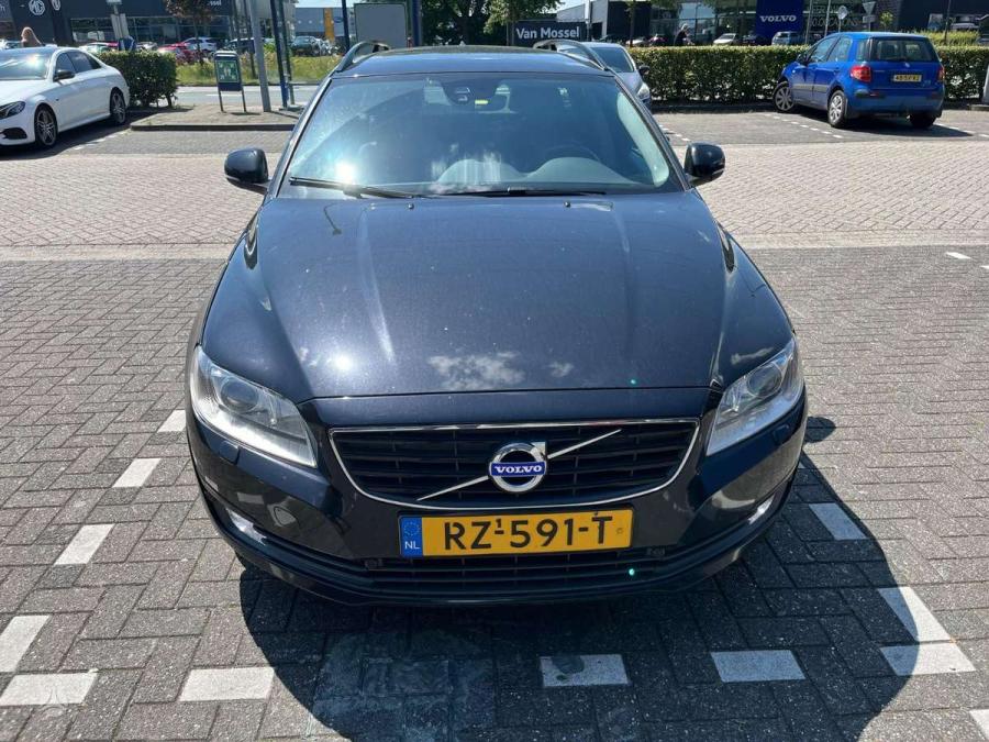 Melns Volvo V70 2015 Kauņa, ar dzinēja tilpumu 1.98 L un nobraukumu 196 tūkst. km par 8590 €, foto 35 vietnē AUTOMOTO.COM.LV