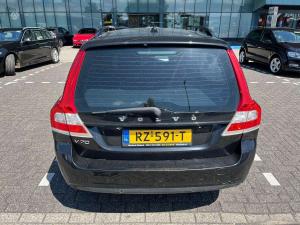 Melns Volvo V70 2015 Kauņa, ar dzinēja tilpumu 1.98 L un nobraukumu 196 tūkst. km par 8590 €, foto 36 vietnē AUTOMOTO.COM.LV