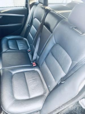Melns Volvo V70 2015 Rīga, ar dzinēja tilpumu 2.00 L un nobraukumu 136 tūkst. km par 6950 €, foto 12 vietnē AUTOMOTO.COM.LV