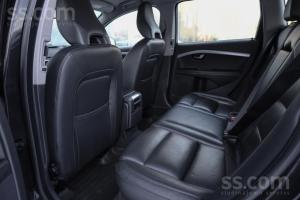 Melns Volvo V70 2016 Rīga, ar dzinēja tilpumu 2.00 L un nobraukumu 0 tūkst. km par 4995 €, foto 15 vietnē AUTOMOTO.COM.LV