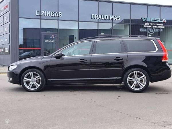 Melns Volvo V70 2016 Šauļi, ar dzinēja tilpumu 2.00 L un nobraukumu 264 tūkst. km par 6850 €, foto 4 vietnē AUTOMOTO.COM.LV