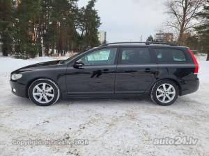 Black Volvo V70 2016 in Tallinn, with an engine capacity of 2.00 L and mileage of 270 thousand km for 9899 €, photo 20 on AUTOMOTO.COM.LV