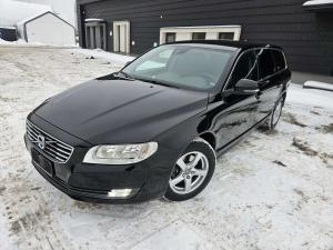 Black Volvo V70 2016 in Kaunas, with an engine capacity of 1.97 L and mileage of 220 thousand km for 5900 €, photo 6 on AUTOMOTO.COM.LV