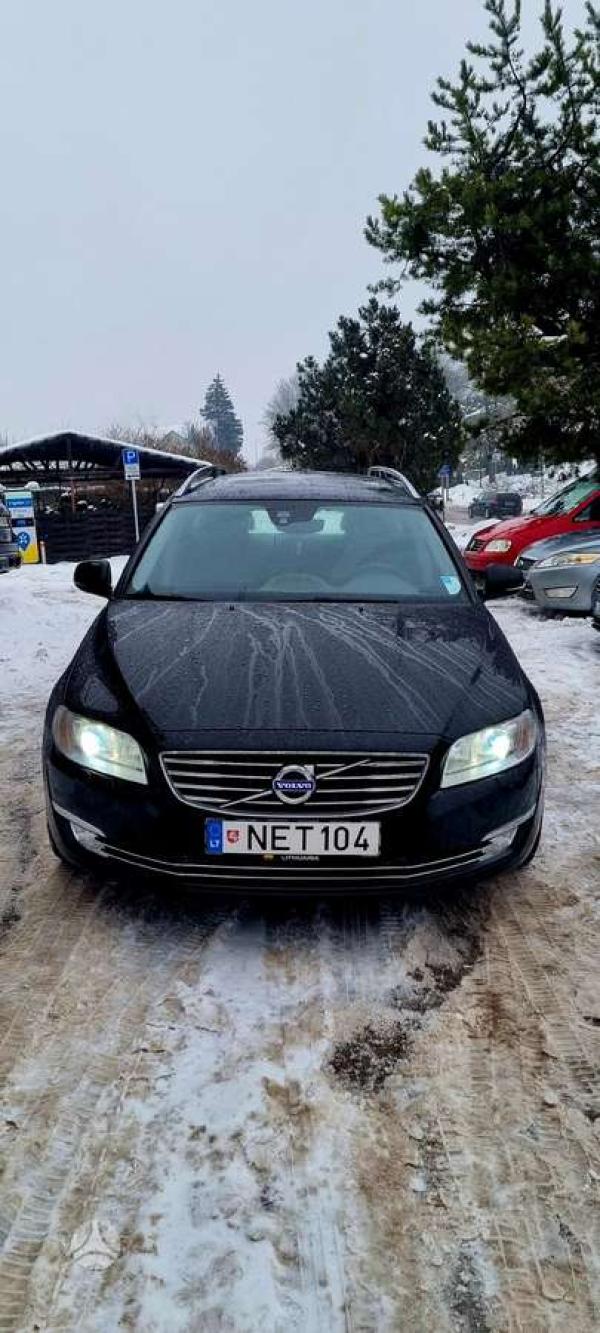 Melns Volvo V70 2016 Alīta, ar dzinēja tilpumu 1.97 L un nobraukumu 290 tūkst. km par 8600 €, foto 6 vietnē AUTOMOTO.COM.LV