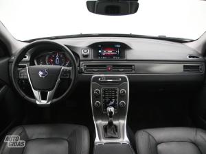 Black Volvo V70 2016 in Vilnius, with an engine capacity of 2.00 L and mileage of 294 thousand km for 9299 €, photo 3 on AUTOMOTO.COM.LV