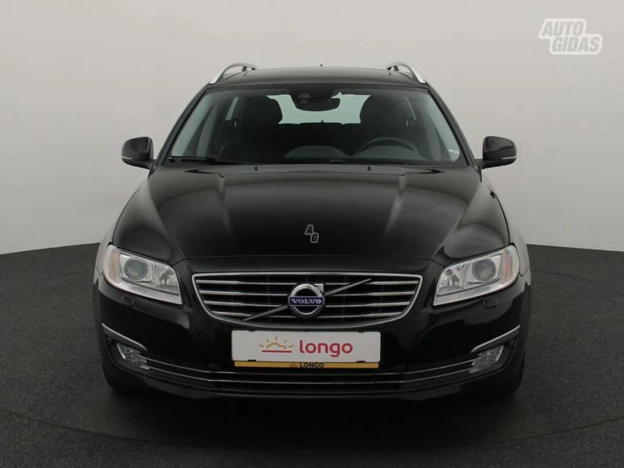 Black Volvo V70 2016 in Vilnius, with an engine capacity of 2.00 L and mileage of 294 thousand km for 9299 €, photo 4 on AUTOMOTO.COM.LV