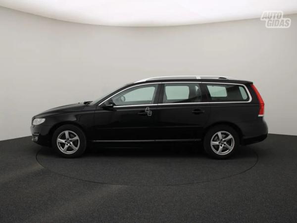 Melns Volvo V70 2016 Viļņa, ar dzinēja tilpumu 2.00 L un nobraukumu 294 tūkst. km par 9299 €, foto 6 vietnē AUTOMOTO.COM.LV