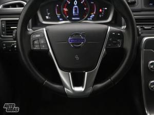 Black Volvo V70 2016 in Vilnius, with an engine capacity of 2.00 L and mileage of 294 thousand km for 9299 €, photo 19 on AUTOMOTO.COM.LV