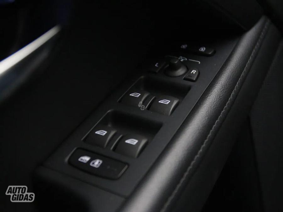 Black Volvo V70 2016 in Vilnius, with an engine capacity of 2.00 L and mileage of 294 thousand km for 9299 €, photo 27 on AUTOMOTO.COM.LV