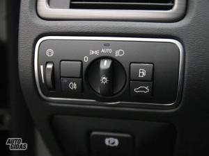 Black Volvo V70 2016 in Vilnius, with an engine capacity of 2.00 L and mileage of 294 thousand km for 9299 €, photo 28 on AUTOMOTO.COM.LV