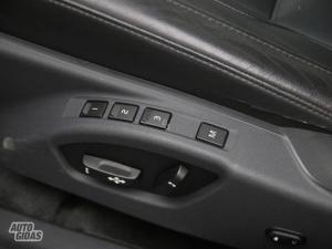 Black Volvo V70 2016 in Vilnius, with an engine capacity of 2.00 L and mileage of 294 thousand km for 9299 €, photo 34 on AUTOMOTO.COM.LV