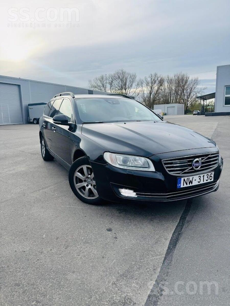 Melns Volvo V70 2016 Rīga, ar dzinēja tilpumu 2.00 L un nobraukumu 217 tūkst. km par 8000 €, foto 3 vietnē AUTOMOTO.COM.LV