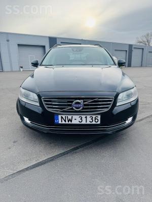 Melns Volvo V70 2016 Rīga, ar dzinēja tilpumu 2.00 L un nobraukumu 217 tūkst. km par 8000 €, foto 4 vietnē AUTOMOTO.COM.LV