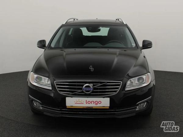 Black Volvo V70 2016 in Vilnius, with an engine capacity of 2.00 L and mileage of 248 thousand km for 9999 €, photo 3 on AUTOMOTO.COM.LV