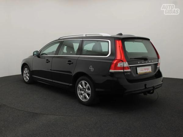 Black Volvo V70 2016 in Vilnius, with an engine capacity of 2.00 L and mileage of 248 thousand km for 9999 €, photo 7 on AUTOMOTO.COM.LV