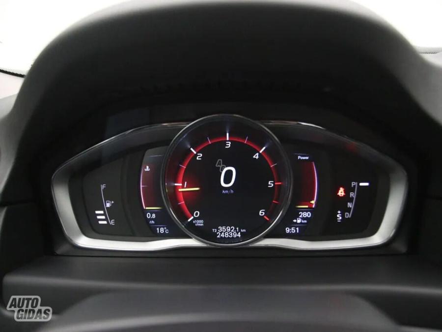 Черный Вольво В70 2016 в Вильнюс, объемом двигателя 2.00 л и пробегом 248 тыс. км за 9999 €, фото 20 на AUTOMOTO.COM.LV