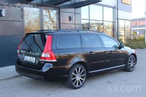 Melns Volvo V70 2016 Dobele, ar dzinēja tilpumu 2.00 L un nobraukumu 307 tūkst. km par 8100 €, foto 5 vietnē AUTOMOTO.COM.LV