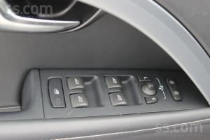 Melns Volvo V70 2016 Dobele, ar dzinēja tilpumu 2.00 L un nobraukumu 307 tūkst. km par 8100 €, foto 12 vietnē AUTOMOTO.COM.LV