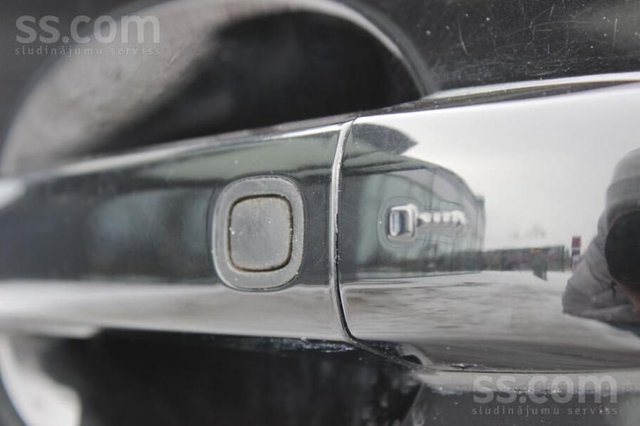 Melns Volvo V70 2016 Dobele, ar dzinēja tilpumu 2.00 L un nobraukumu 307 tūkst. km par 8100 €, foto 16 vietnē AUTOMOTO.COM.LV