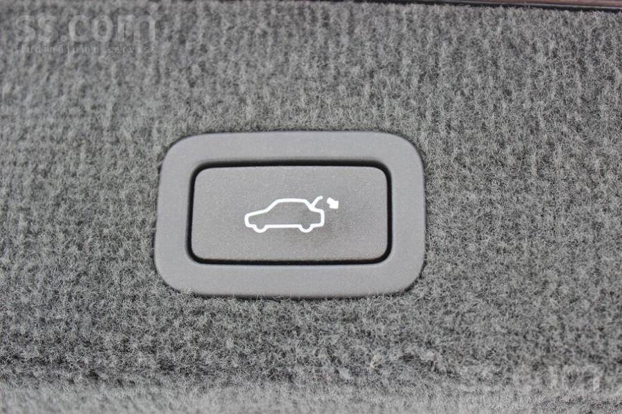 Melns Volvo V70 2016 Dobele, ar dzinēja tilpumu 2.00 L un nobraukumu 307 tūkst. km par 8100 €, foto 17 vietnē AUTOMOTO.COM.LV