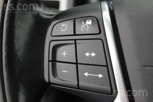 Melns Volvo V70 2016 Dobele, ar dzinēja tilpumu 2.00 L un nobraukumu 307 tūkst. km par 8100 €, foto 22 vietnē AUTOMOTO.COM.LV