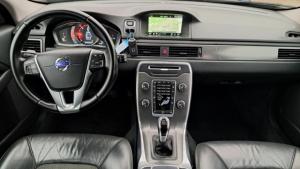 Melns Volvo V70 2016 Rīga, ar dzinēja tilpumu 2.00 L un nobraukumu 320 tūkst. km par 7550 €, foto 4 vietnē AUTOMOTO.COM.LV