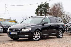 Melns Volvo V70 2016 Rīga, ar dzinēja tilpumu 2.00 L un nobraukumu 213 tūkst. km par 8595 €, foto 4 vietnē AUTOMOTO.COM.LV
