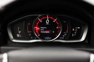 Melns Volvo V70 2016 Rīga, ar dzinēja tilpumu 2.00 L un nobraukumu 213 tūkst. km par 8595 €, foto 11 vietnē AUTOMOTO.COM.LV