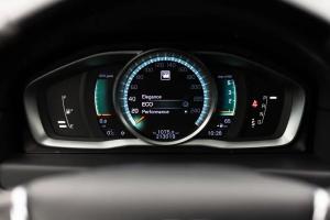 Melns Volvo V70 2016 Rīga, ar dzinēja tilpumu 2.00 L un nobraukumu 213 tūkst. km par 8595 €, foto 12 vietnē AUTOMOTO.COM.LV