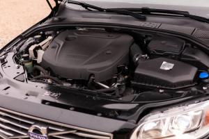 Melns Volvo V70 2016 Rīga, ar dzinēja tilpumu 2.00 L un nobraukumu 213 tūkst. km par 8595 €, foto 34 vietnē AUTOMOTO.COM.LV