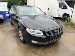 Black Volvo V70 2016 in Riga, with an engine capacity of 2.00 L and mileage of 210 thousand km for 8495 €, photo  on AUTOMOTO.COM.LV