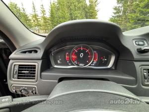 Black Volvo V70 2016 in Narva, with an engine capacity of 2.00 L and mileage of 258 thousand km for 8800 €, photo 10 on AUTOMOTO.COM.LV