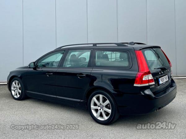 Melns Volvo V70 2016 Tallina, ar dzinēja tilpumu 2.00 L un nobraukumu 0 tūkst. km par 9999 €, foto 3 vietnē AUTOMOTO.COM.LV