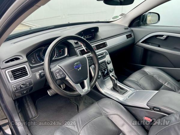 Melns Volvo V70 2016 Tallina, ar dzinēja tilpumu 2.00 L un nobraukumu 0 tūkst. km par 9999 €, foto 10 vietnē AUTOMOTO.COM.LV