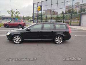 Black Volvo V70 2016 in Tallinn, with an engine capacity of 2.00 L and mileage of 195 thousand km for 9790 €, photo  on AUTOMOTO.COM.LV